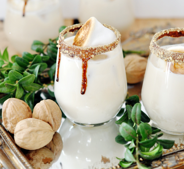 9 Insta-Worthy Cocktails for Christmas - TASTE cocktails